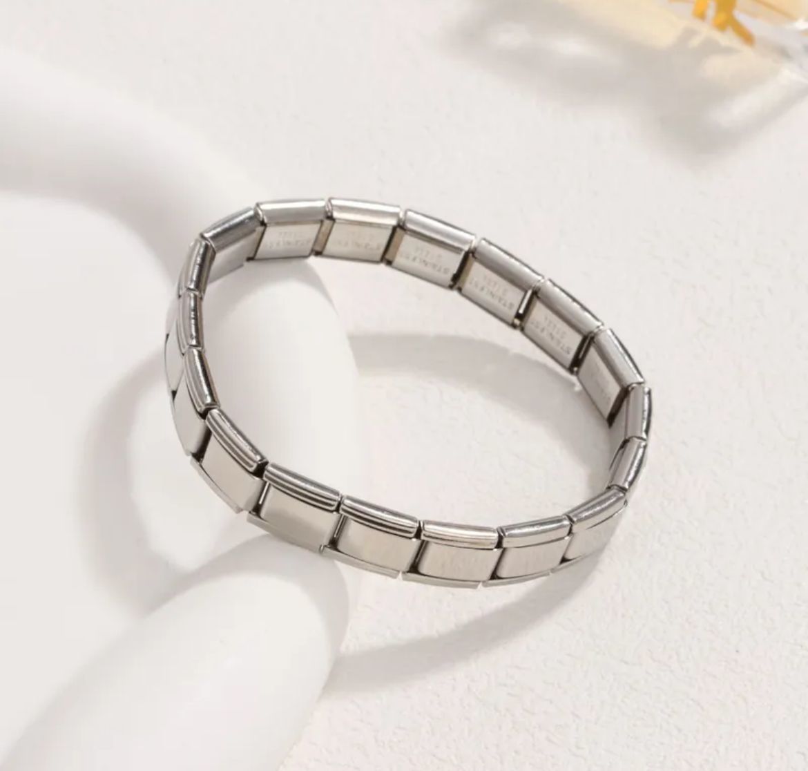 PULSERA ITALIANA PLATEADA – Oncelunasmx